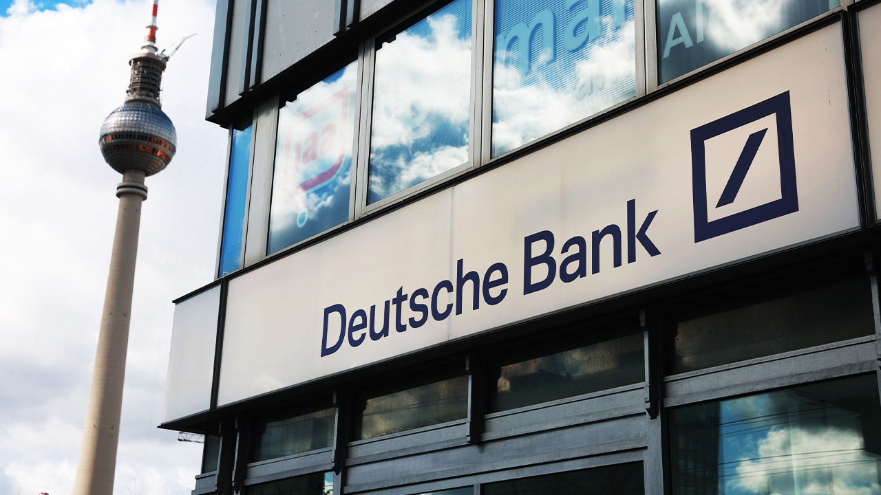 Deutsche Bank Casts Doubt on Stablecoins, Tether Fires Back Deutsche Bank Casts Doubt on Stablecoins, Tether Fires Back